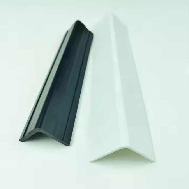 Plastic corner guard